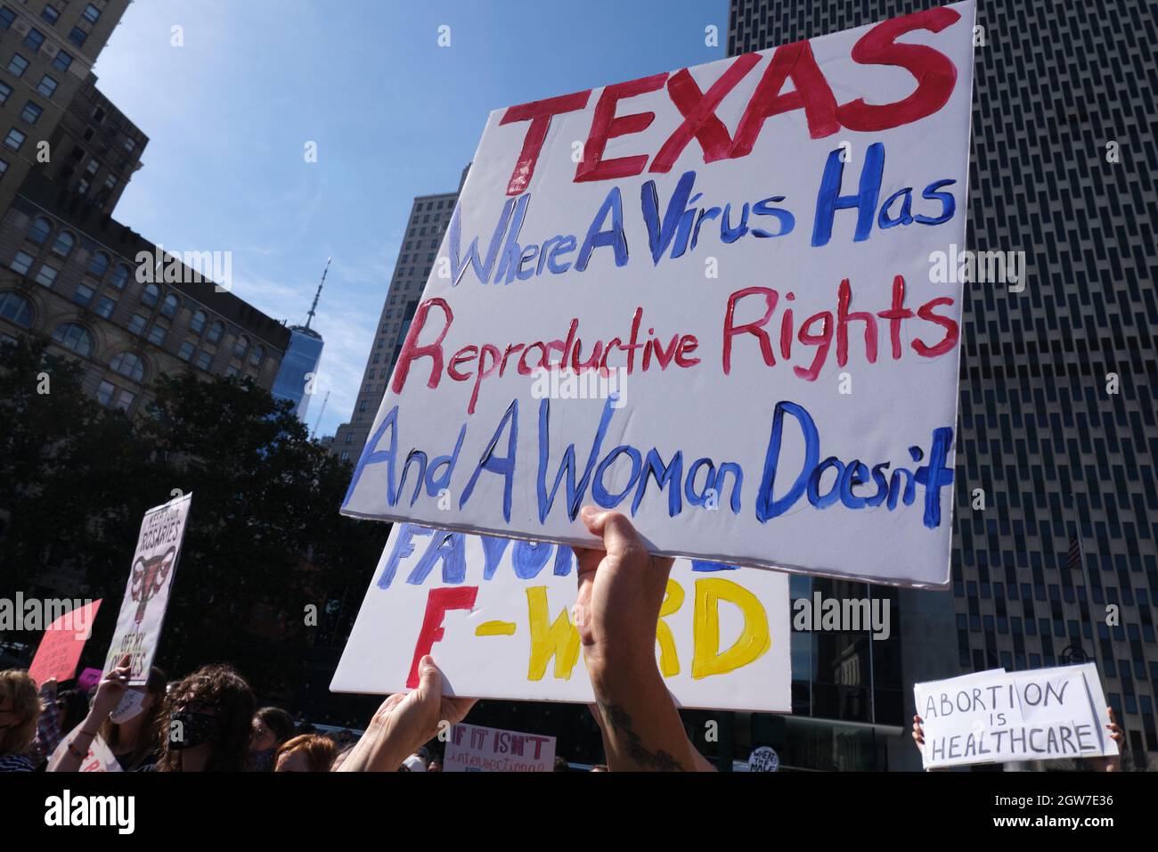New York, New York, USA. 2nd Oct, 2021. Thousands gather for ...