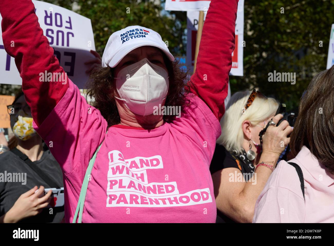 New York, New York, USA. 2nd Oct, 2021. Thousands gather for ...
