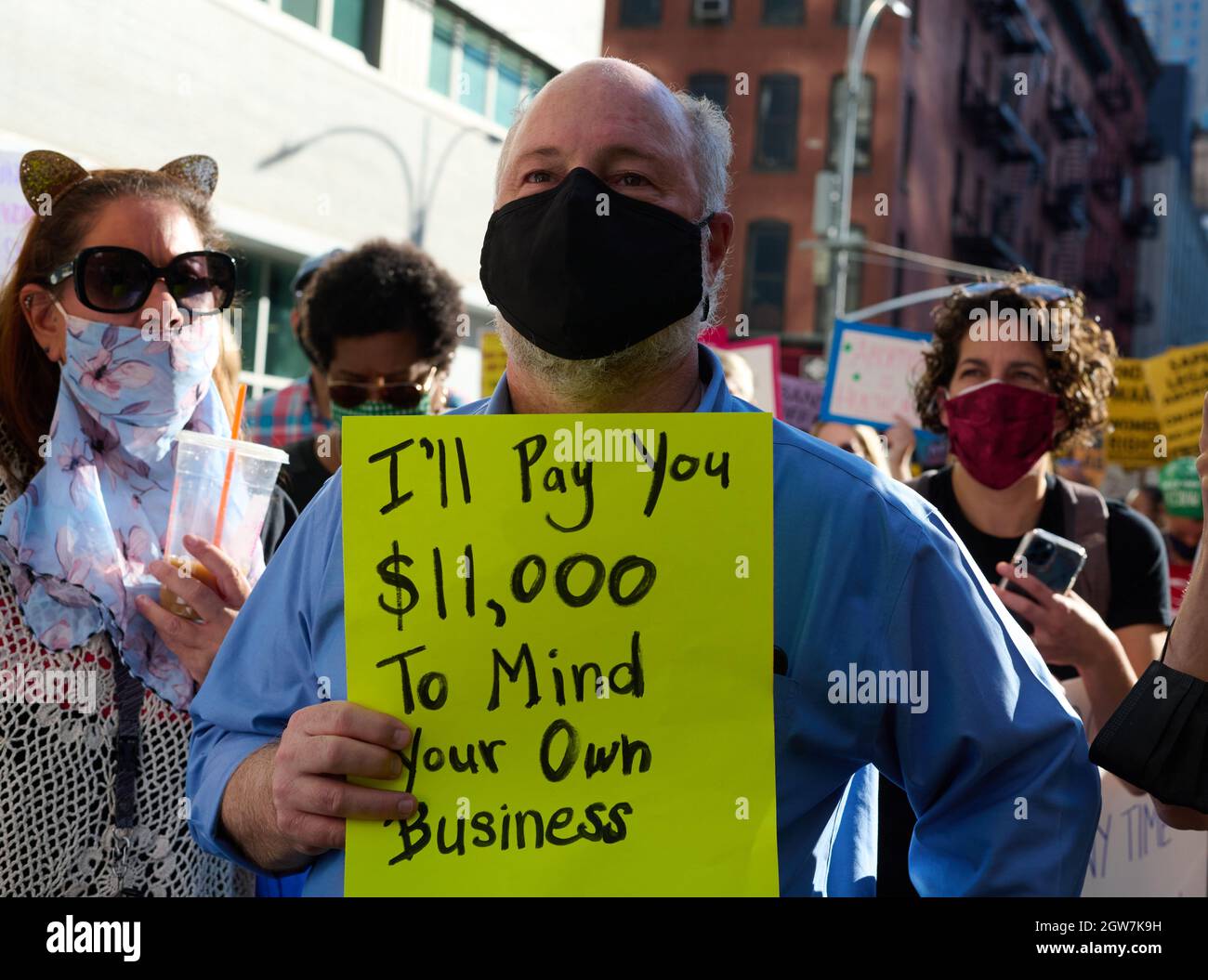 New York, New York, USA. 2nd Oct, 2021. Thousands gather for ...
