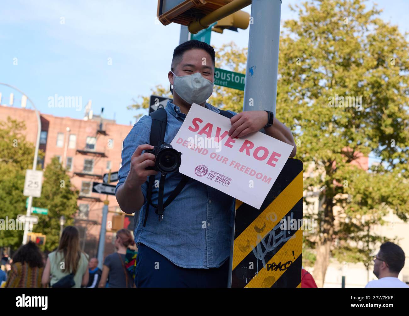 New York, New York, USA. 2nd Oct, 2021. Thousands gather for ...