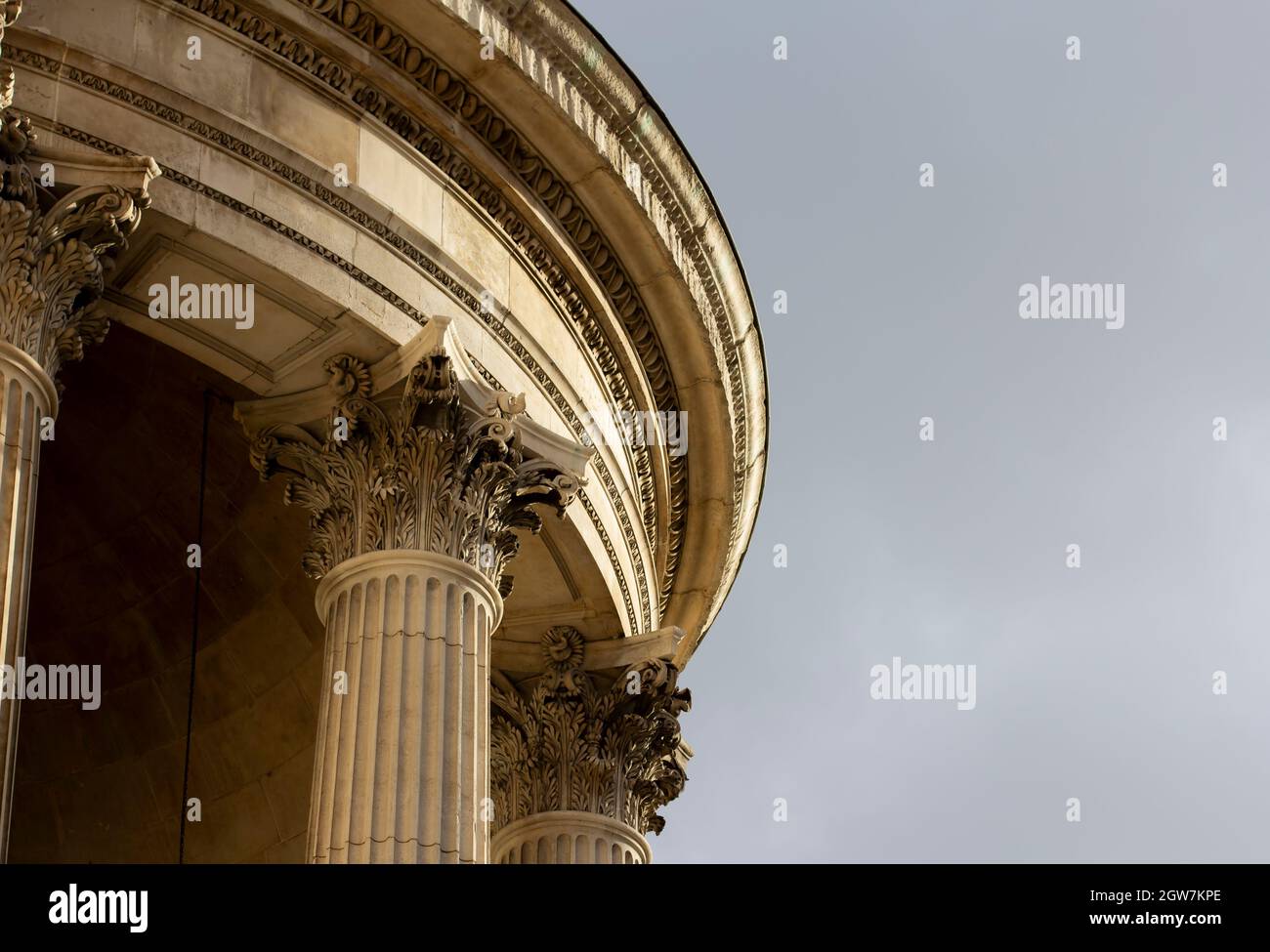 Architectural close up st pauls cathedral hi-res stock photography and ...