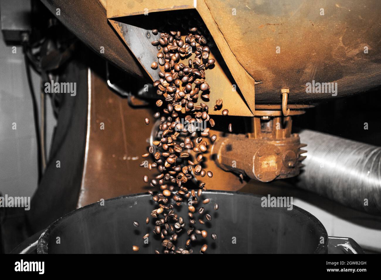Soft drink making factory hi-res stock photography and images - Alamy