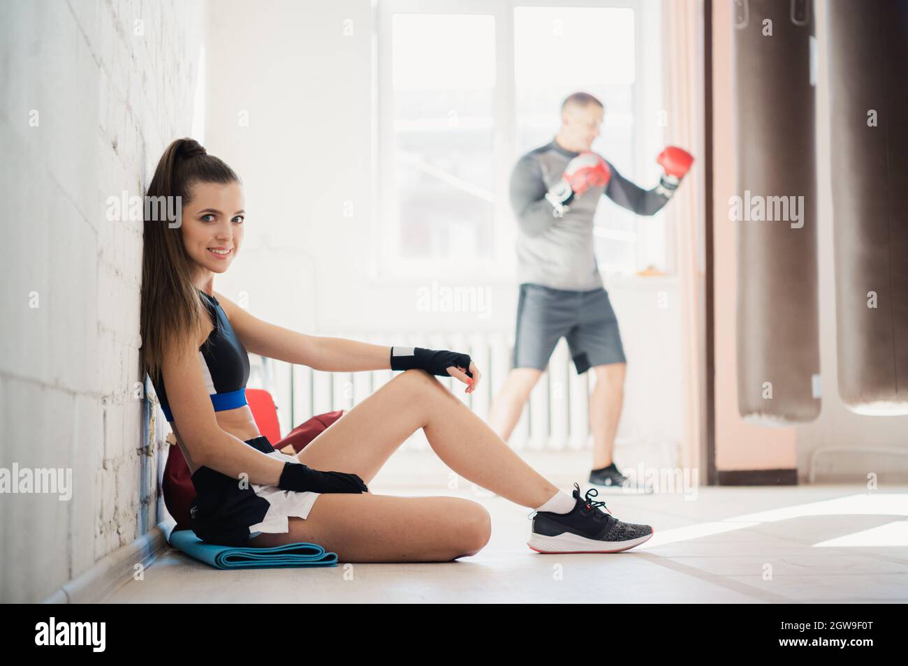 Muscular boxer woman mma fighter hi-res stock photography and images ...