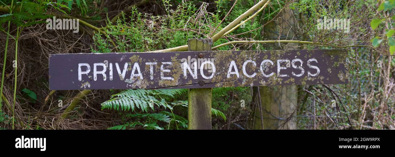 Private no access sign at rural country estate entrance Stock Photo - Alamy