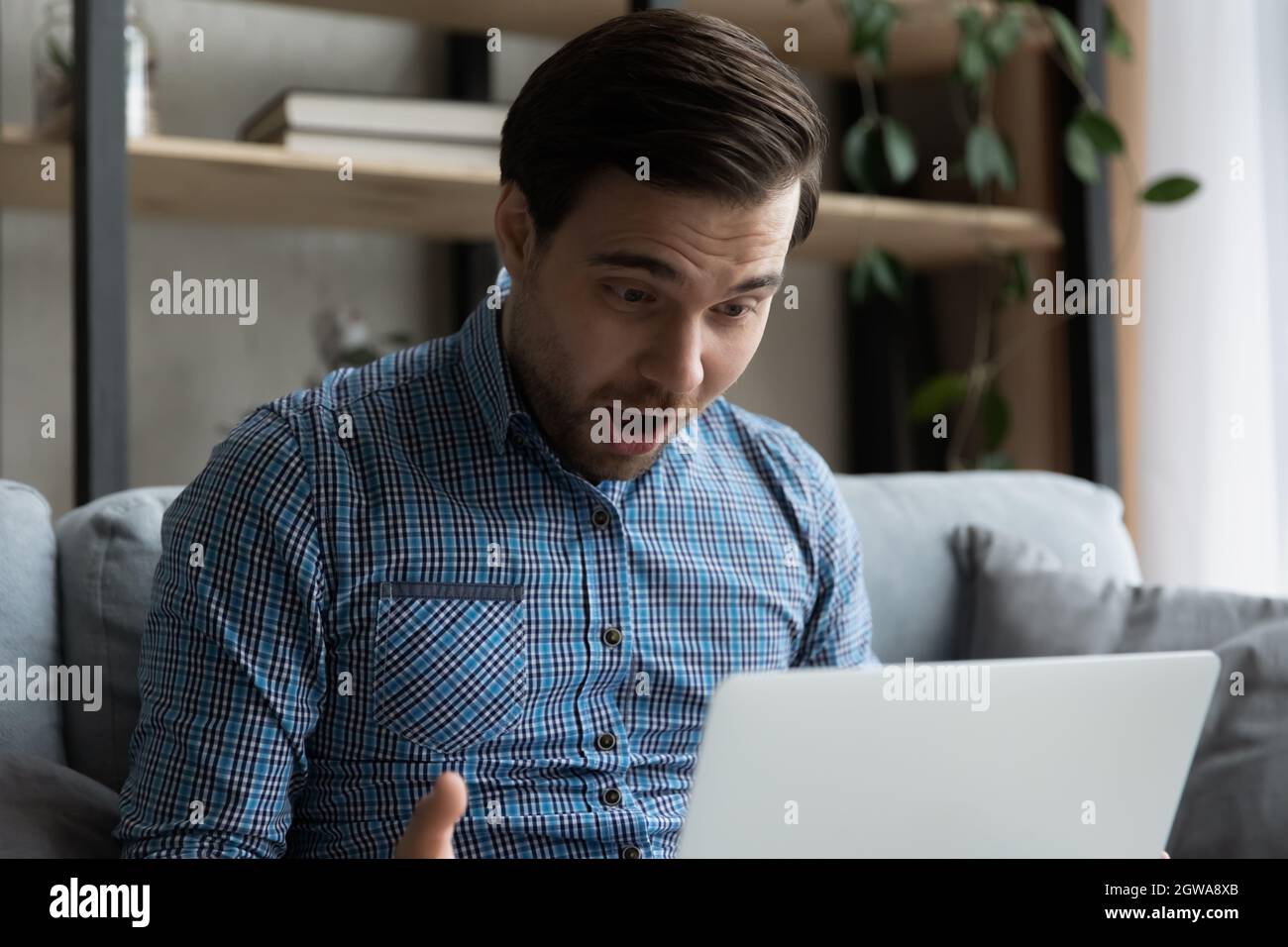 Happy user computer screen laptop man hi-res stock photography and ...