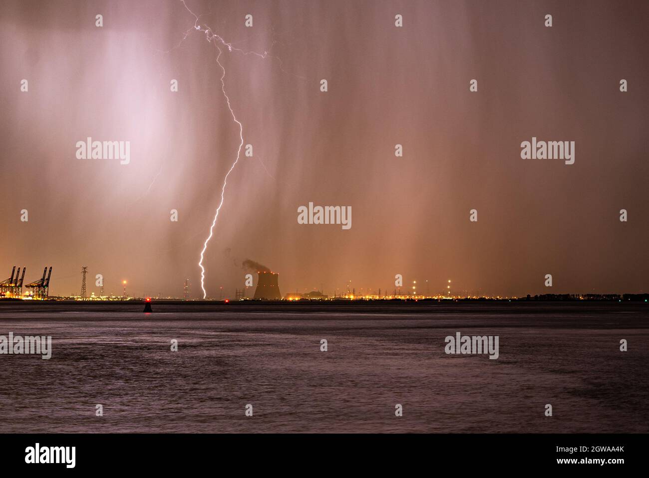 Nuclear power station storm hi-res stock photography and images - Alamy