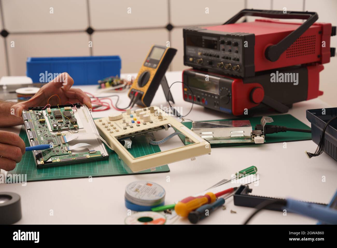 Repair of computer parts in a customer service laboratory Stock Photo ...