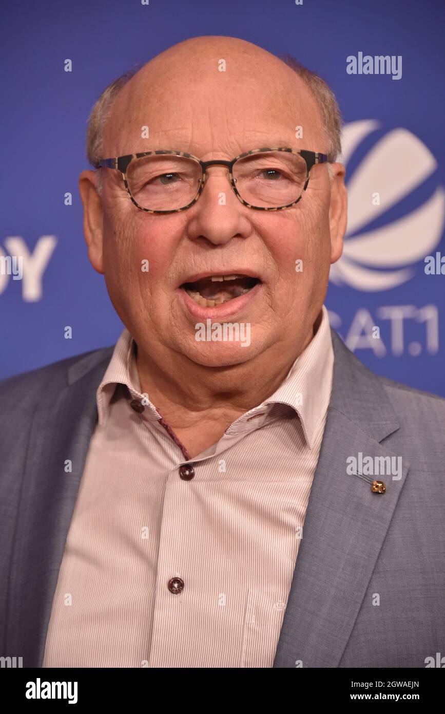 Cologne, Germany. 01st Oct, 2021. Comedian and actor Hans-Joachim Heist ...