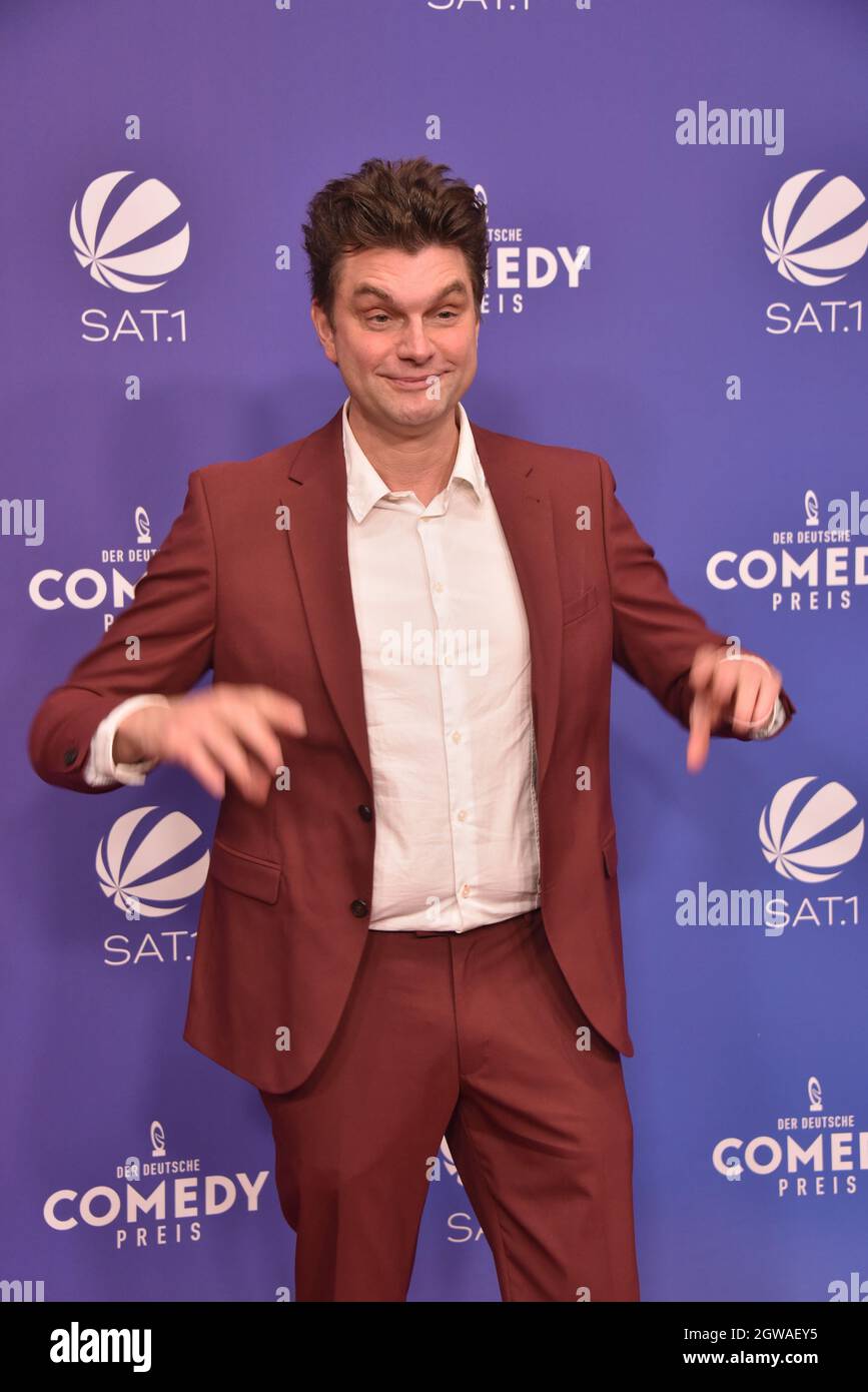 Cologne, Germany. 01st Oct, 2021. Comedian and presenter Lutz van der ...