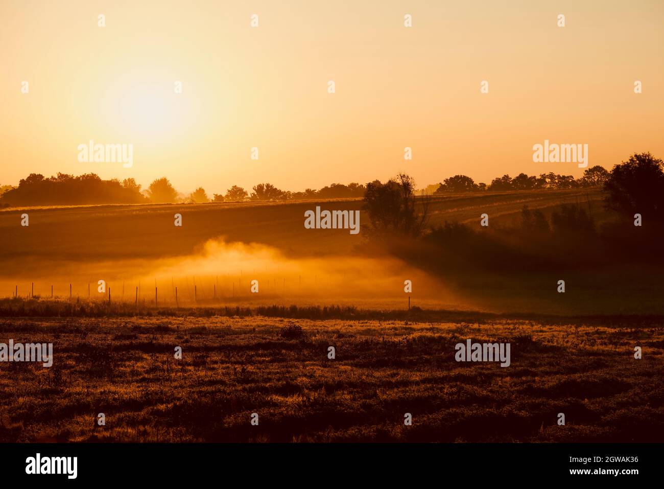 Wallpapers hill view hi-res stock photography and images - Alamy