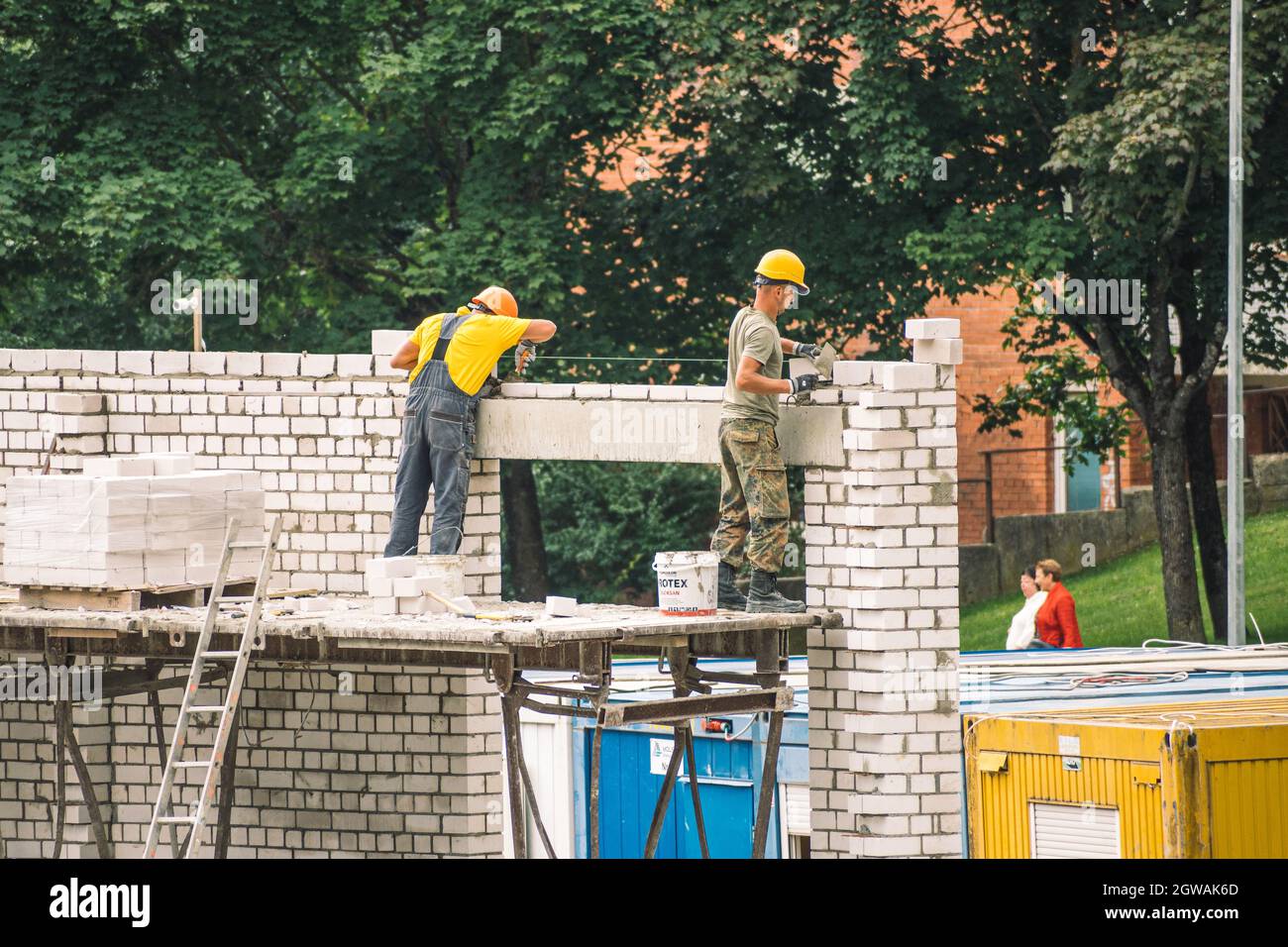 Work housing under construction apartment buildings hi-res stock ...