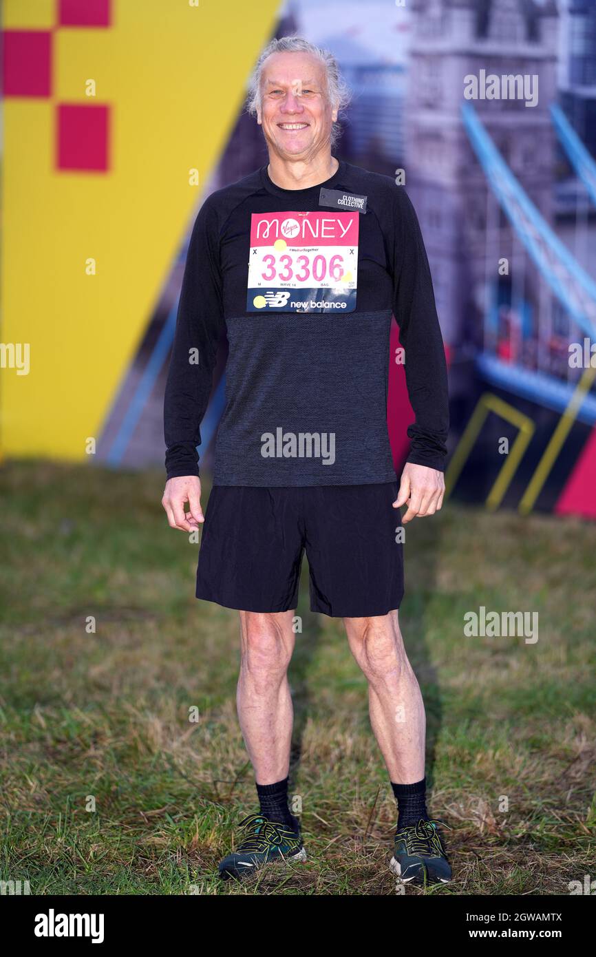 Former blue peter presenter peter duncan hi-res stock photography and ...