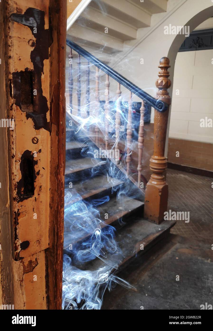 Broken metal railing hi-res stock photography and images - Alamy