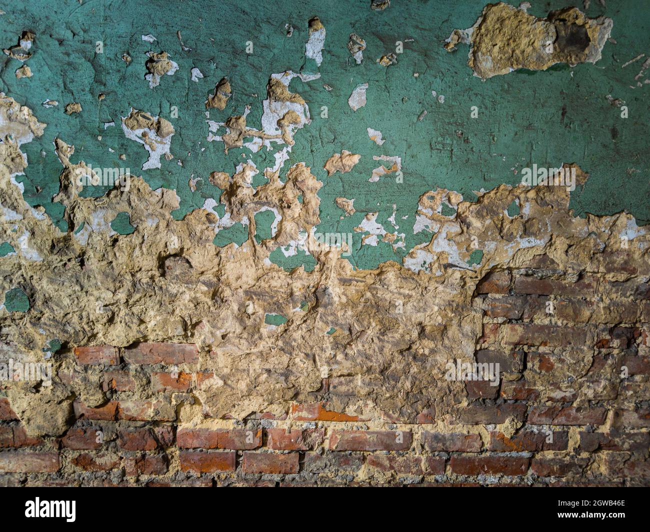 Plaster heavy hi-res stock photography and images - Alamy