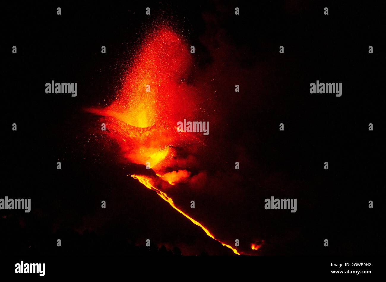 Volcanic eruption on La Palma - October 2021 Stock Photo - Alamy