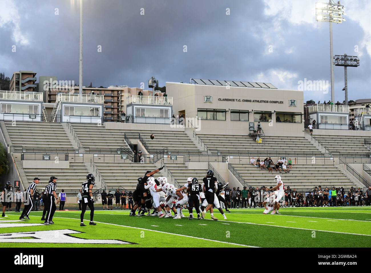 Honolulu, Hawaii, USA. 2nd Oct, 2021. The Hawaii Warriors hosted the ...