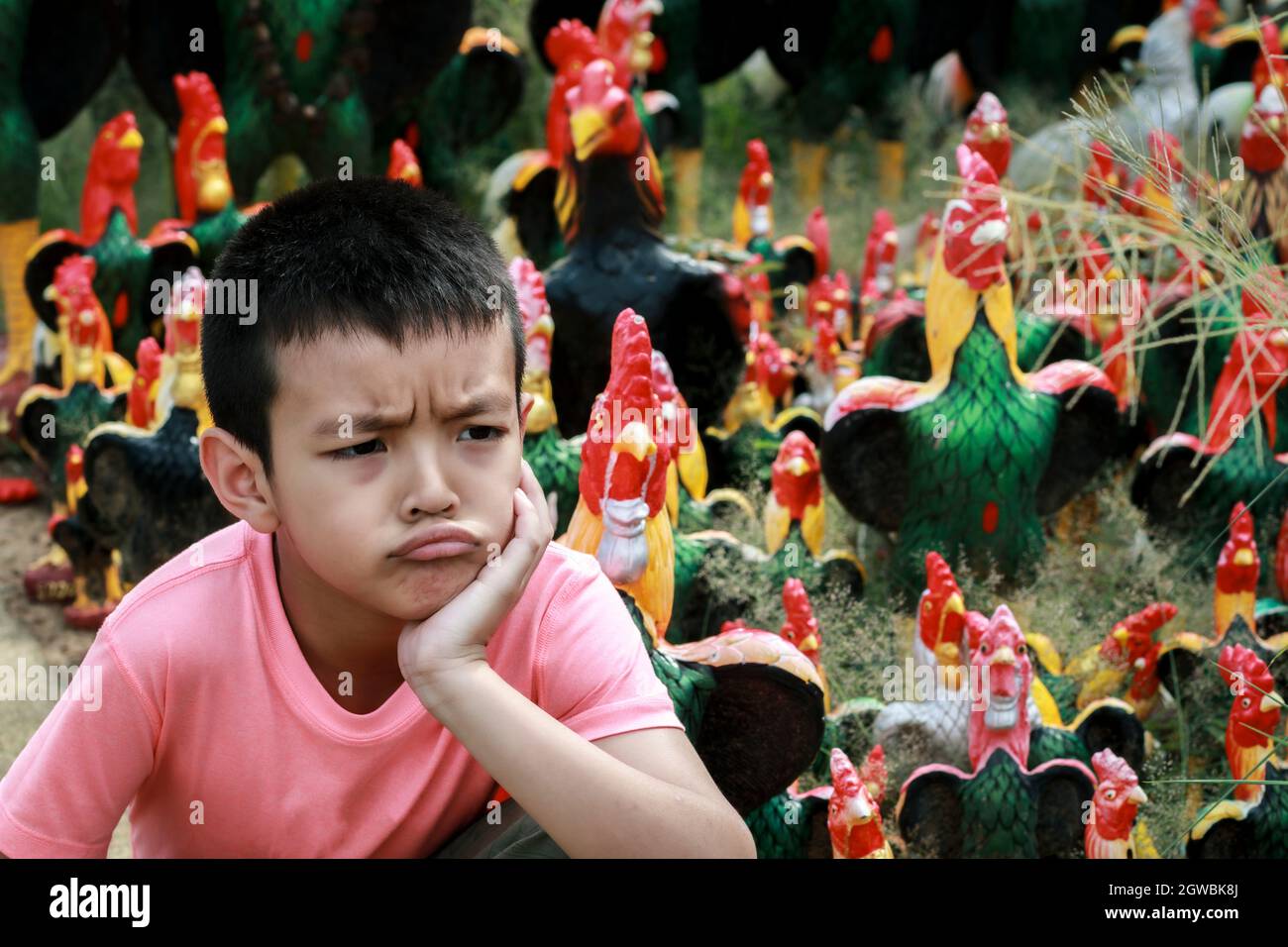 Indian sculpture sad hi-res stock photography and images - Alamy