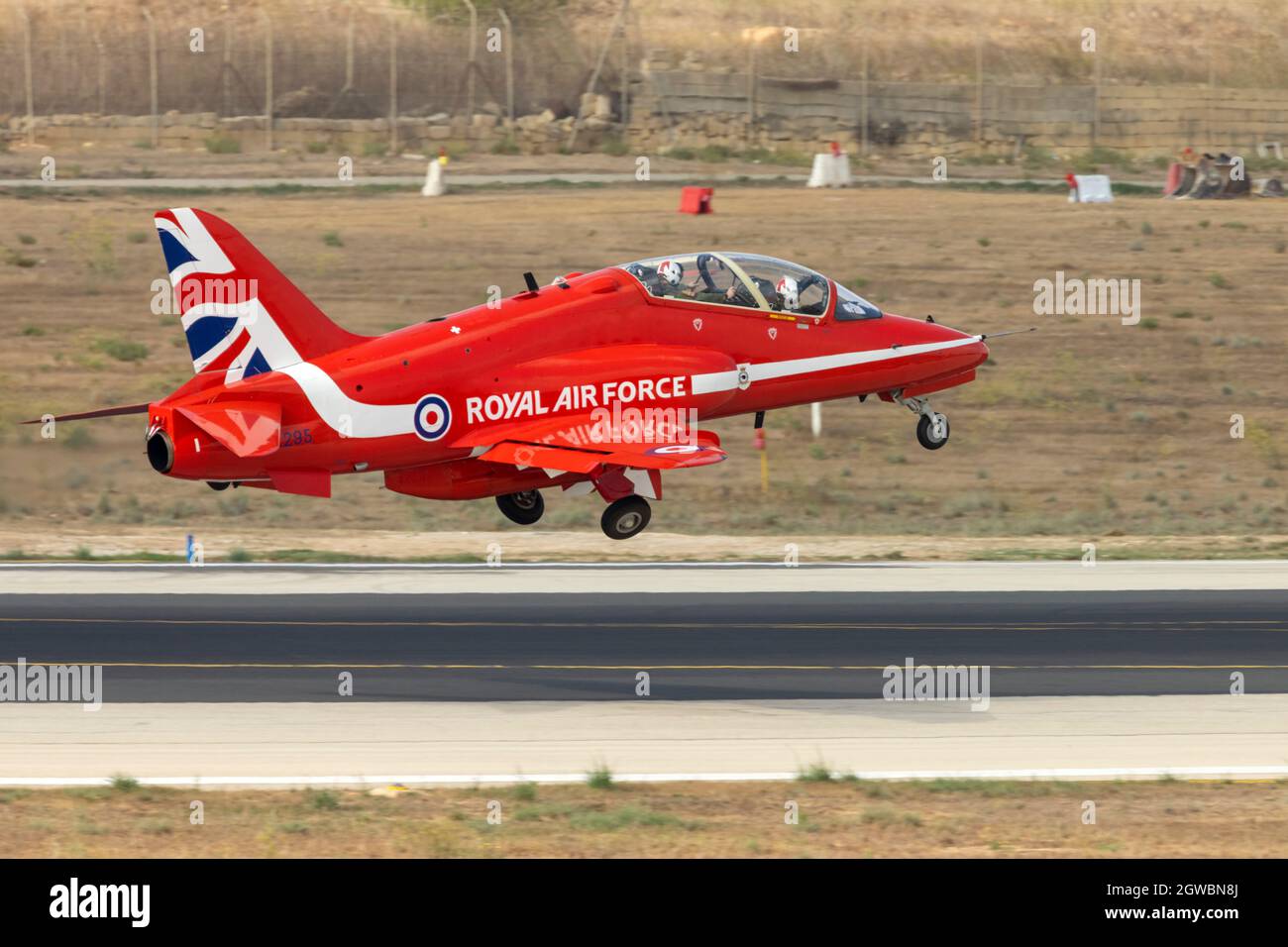 Raf pilot from the red arrows display team hi-res stock photography and ...