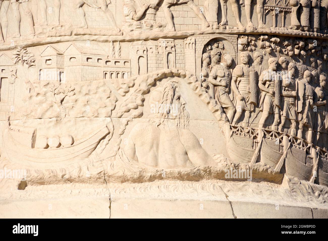 Roman column detail hi-res stock photography and images - Alamy