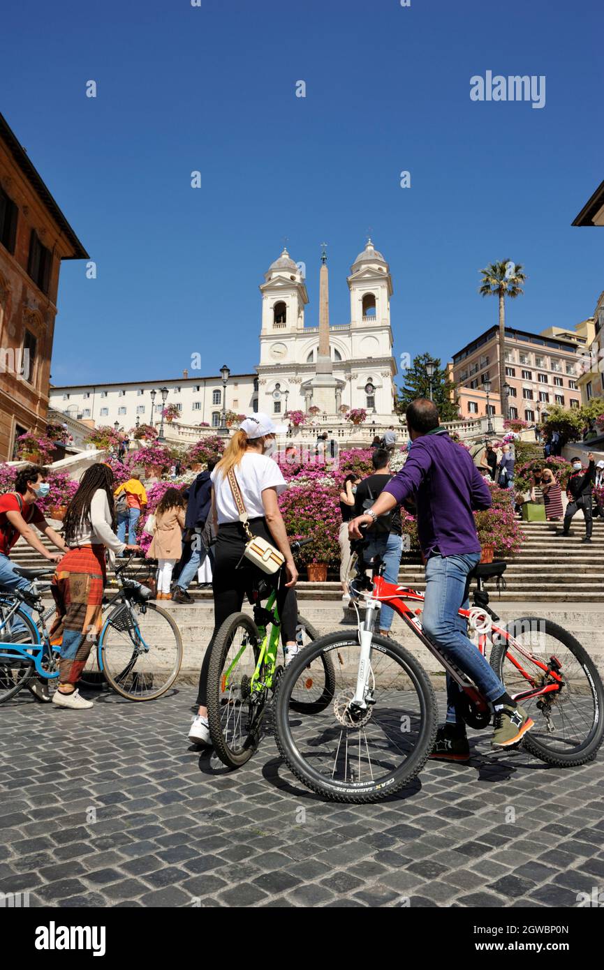 Azaleas in piazza di spagna hi-res stock photography and images - Alamy