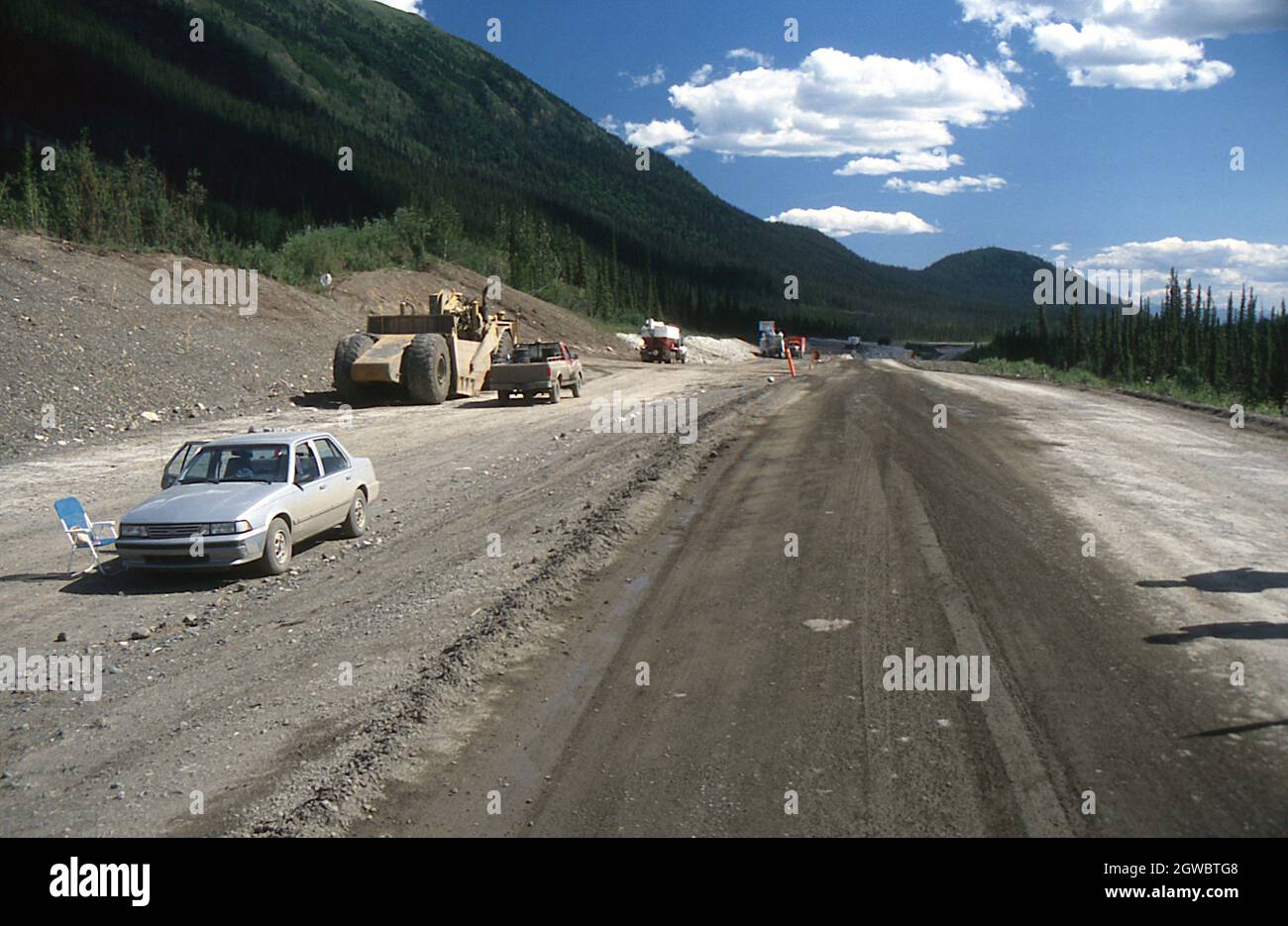 Alaska highway construction hi-res stock photography and images - Alamy
