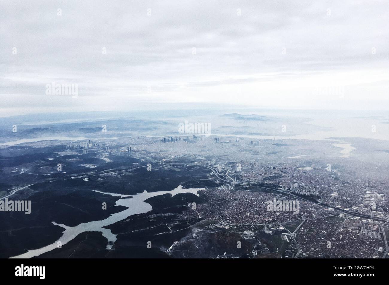 Istanbul birds hi-res stock photography and images - Alamy