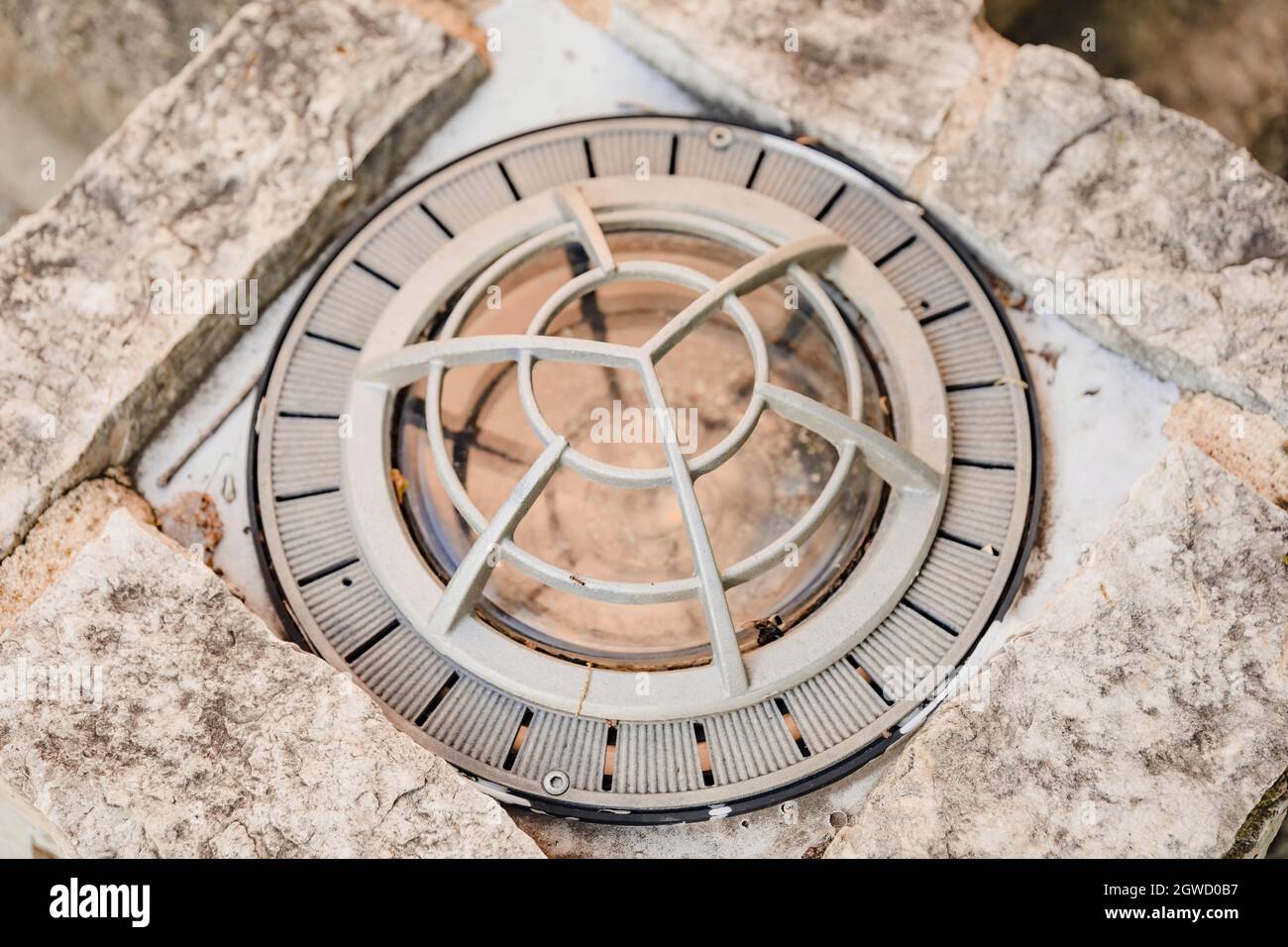 Industrial hanging light fixture hi-res stock photography and images ...