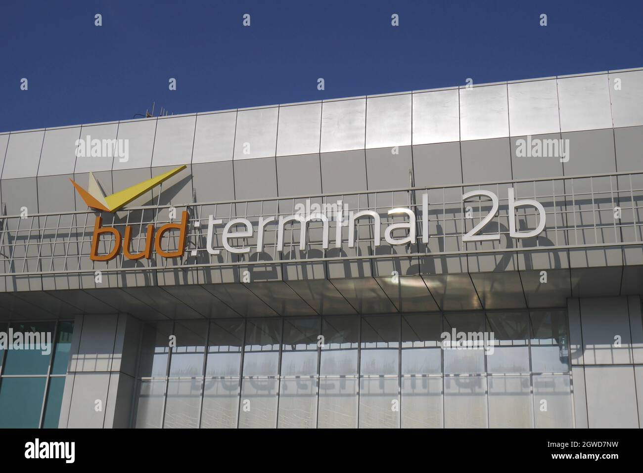 Terminal 2B, Budapest Airport, Budapest, Hungary Stock Photo - Alamy