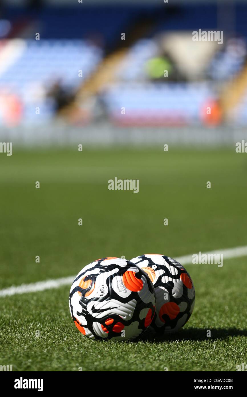 Nike match ball hi-res stock photography and images - Alamy