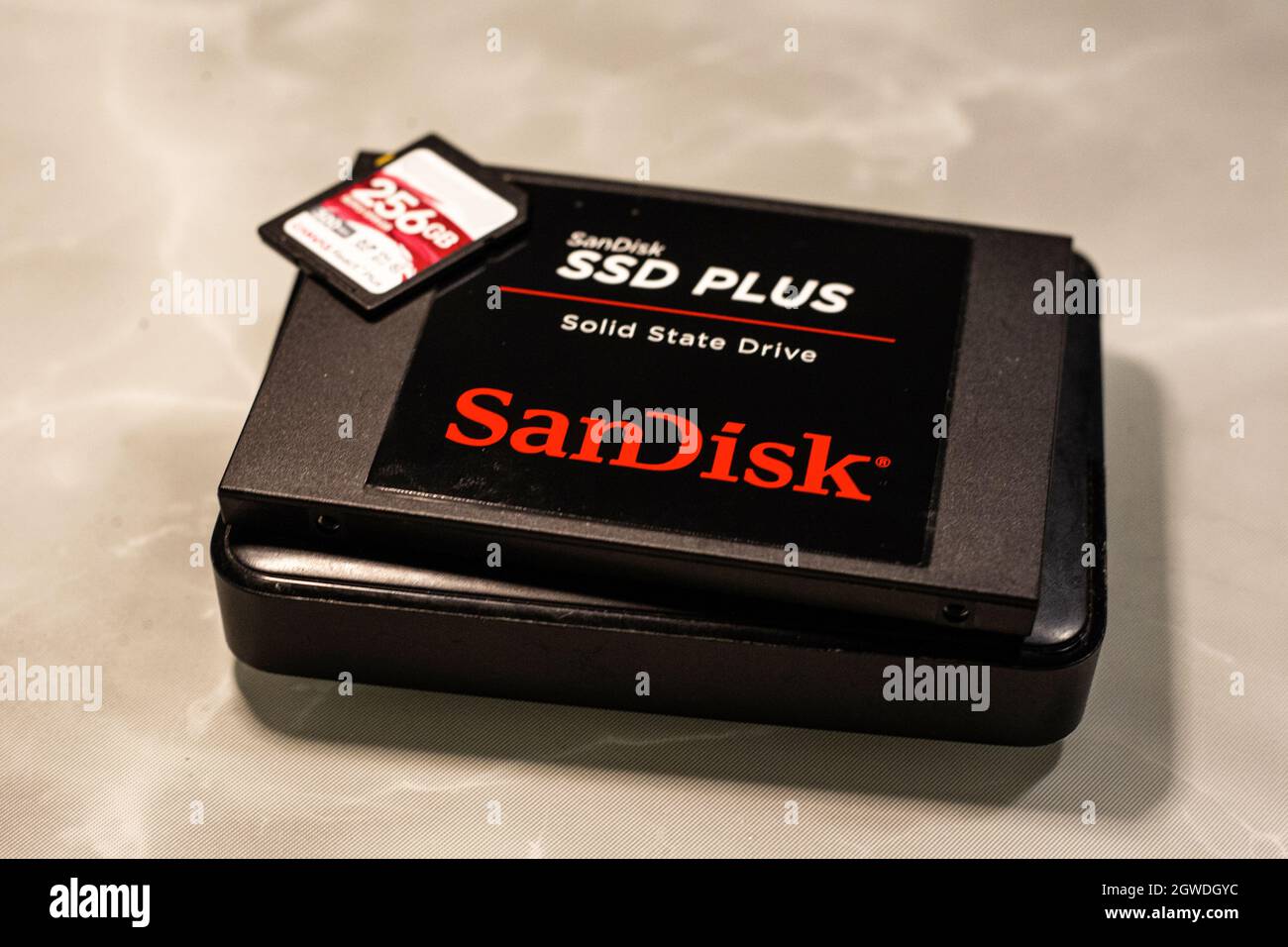 Sandisk SSD hard drive Stock Photo - Alamy
