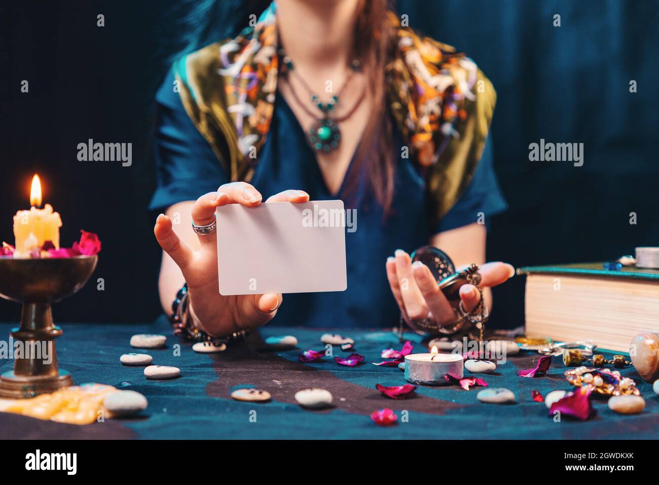 The Star Tarot Card High Resolution Stock Photography and Images - Alamy