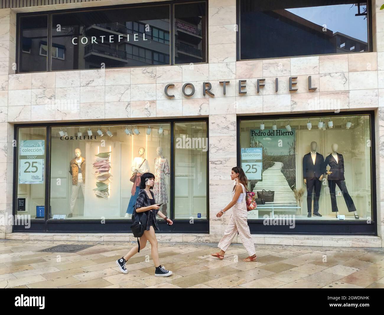 Cortefiel hi-res stock photography and images - Alamy