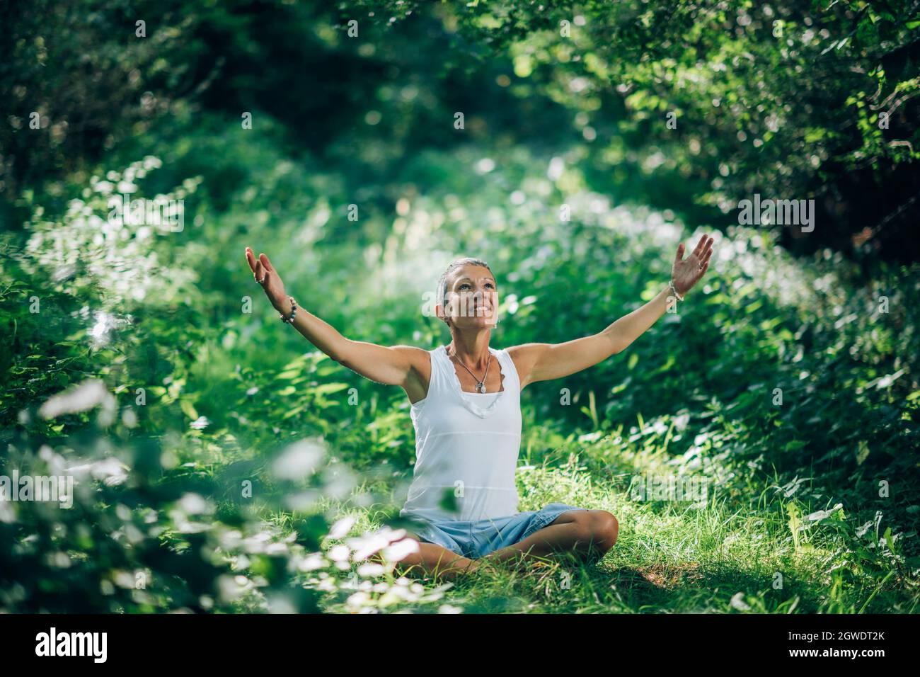 Mindful awareness hi-res stock photography and images - Alamy