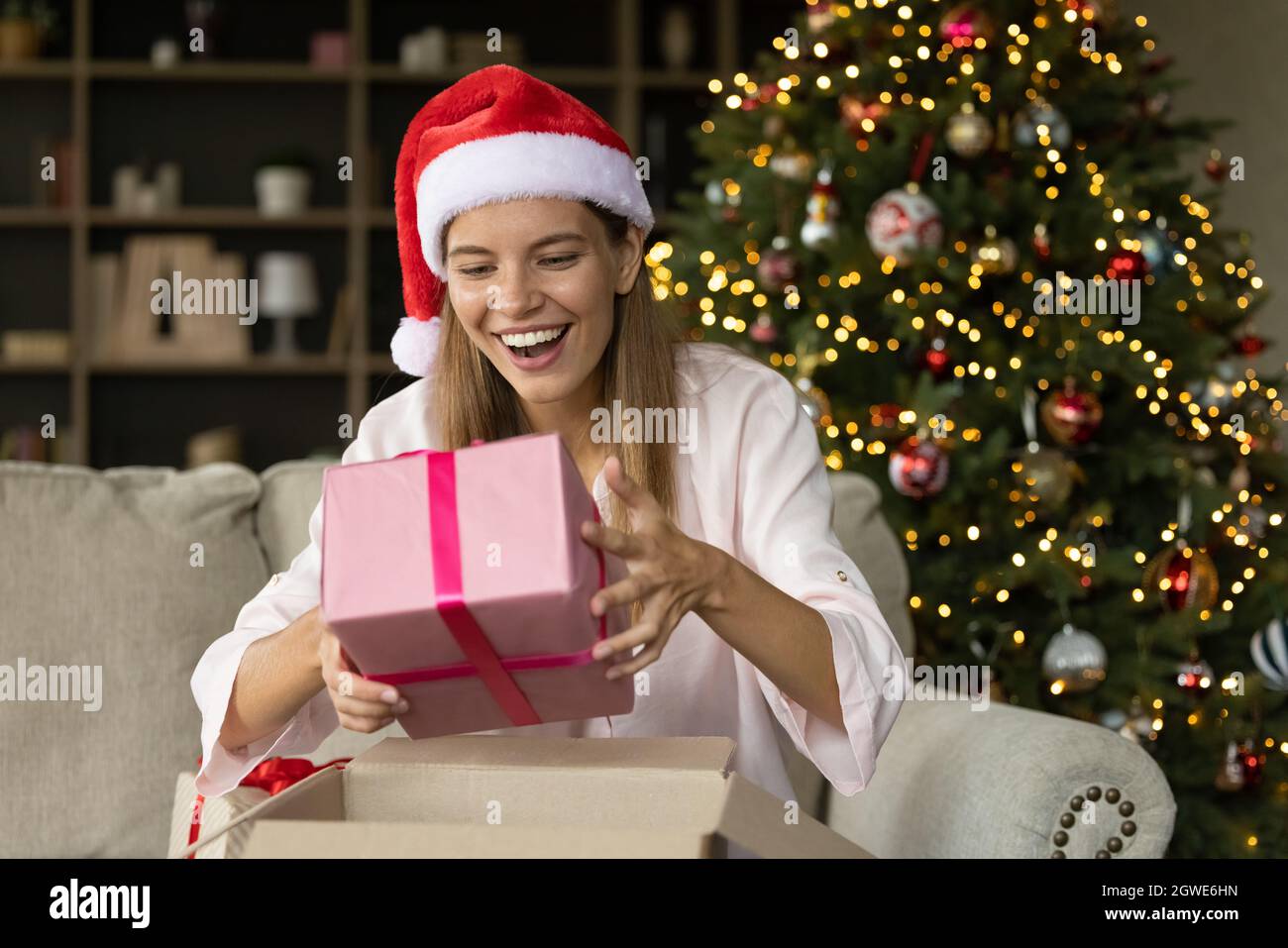 Received box hi-res stock photography and images - Alamy