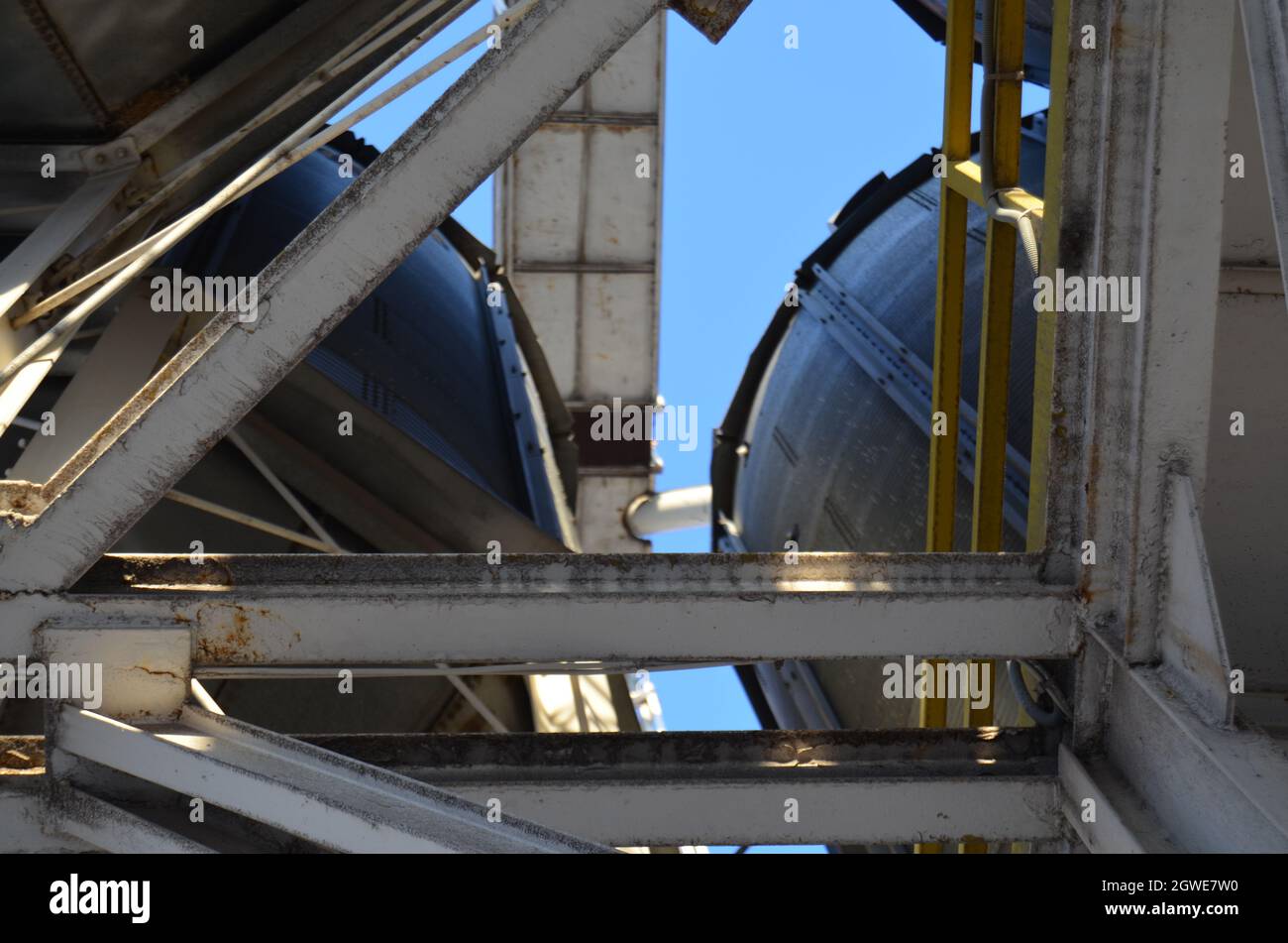 Factory with train connection hi-res stock photography and images - Alamy