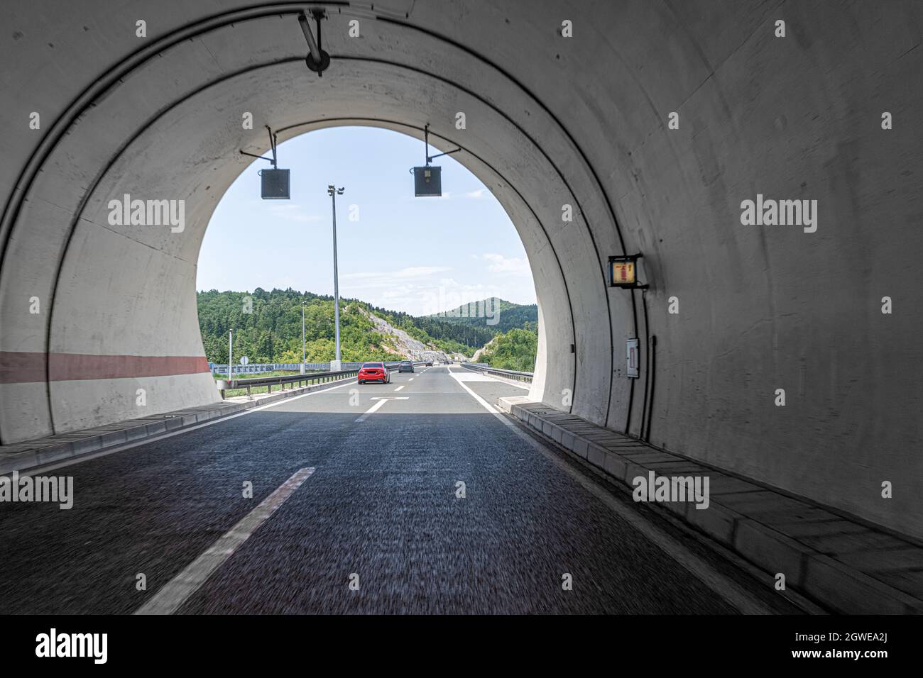 Urban highway tunnel hi-res stock photography and images - Alamy