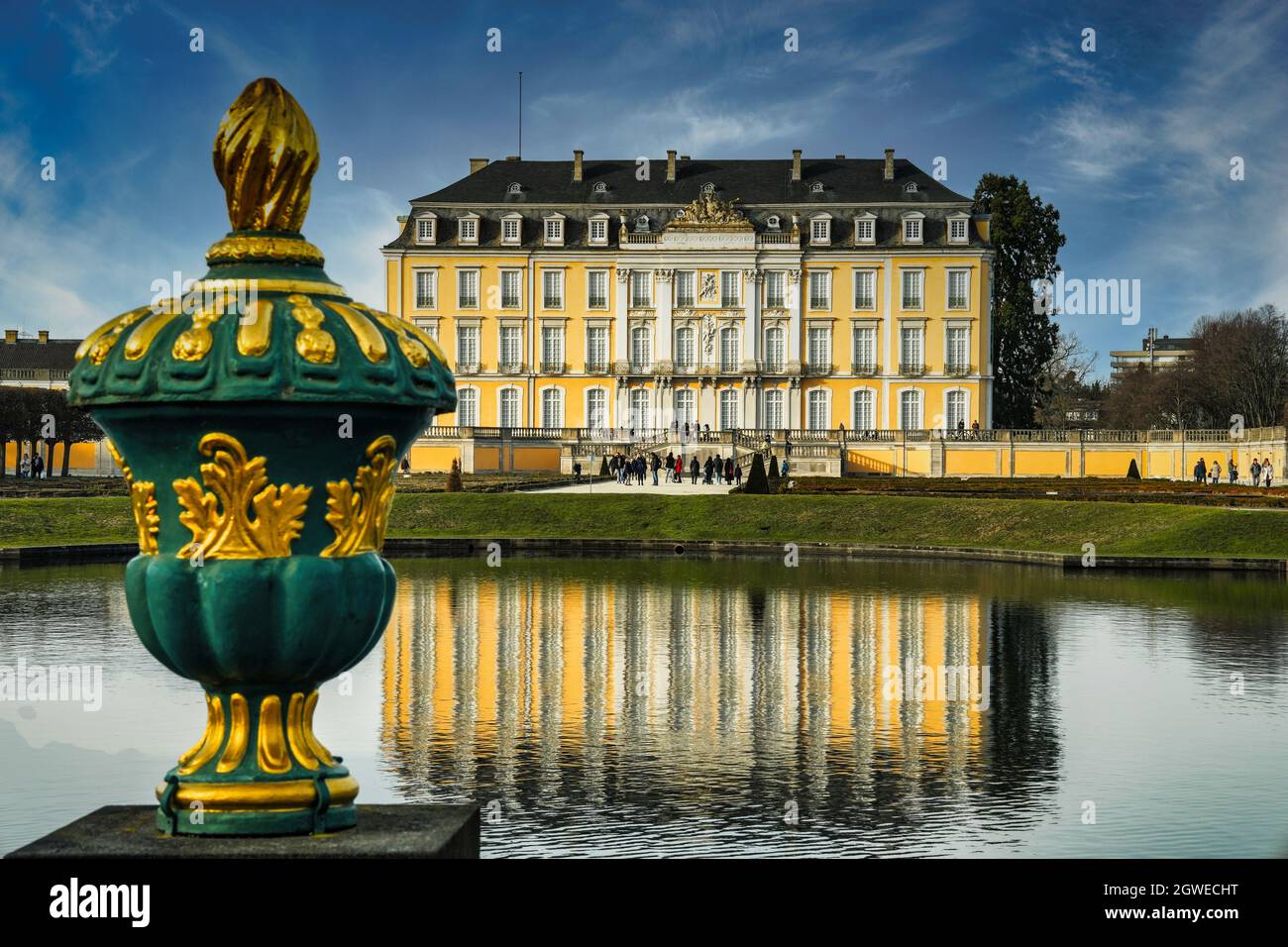 Schloss augustusburg bruhl germany hi-res stock photography and images ...
