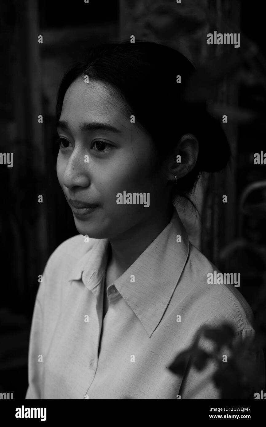 Indonesian girl portrait Black and White Stock Photos & Images - Alamy