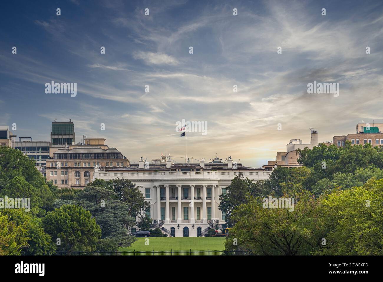 White house sunset dc hi-res stock photography and images - Alamy