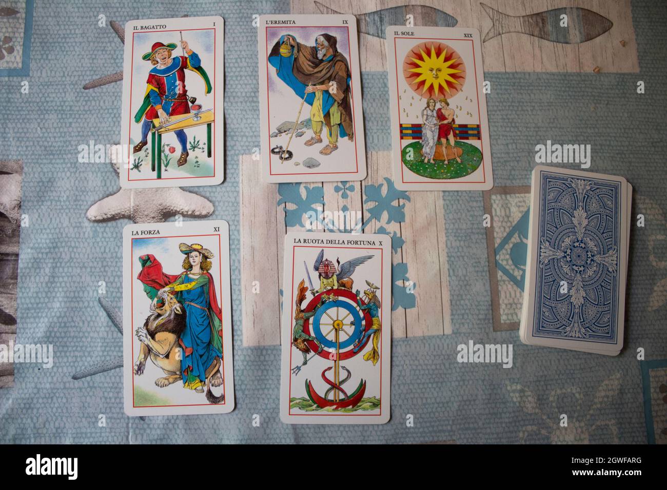 A deck of tarot cards Stock Photo - Alamy