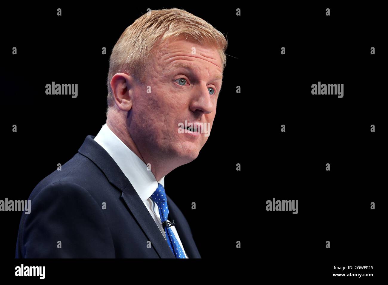 Oliver dowden portrait hi-res stock photography and images - Alamy