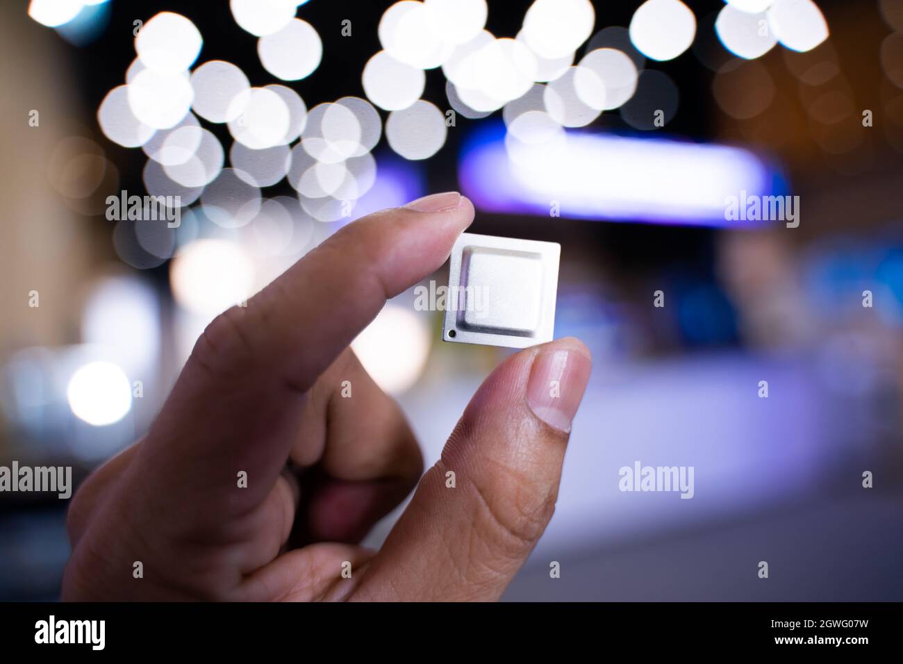 Small chip hi-res stock photography and images - Alamy