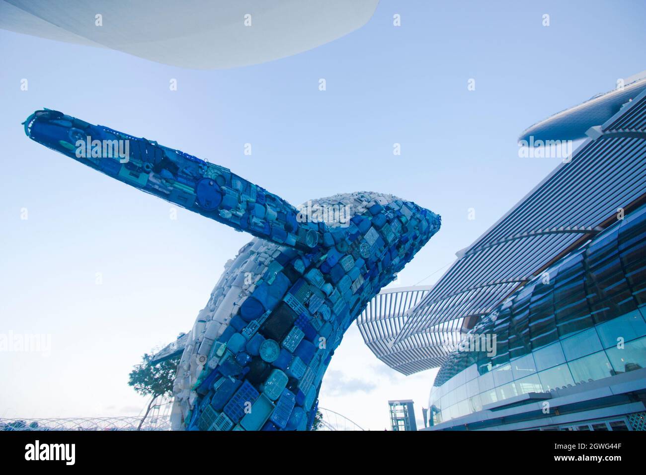 Skyscraper Whale - Reclaimed ocean plastic waste structure Stock Photo ...