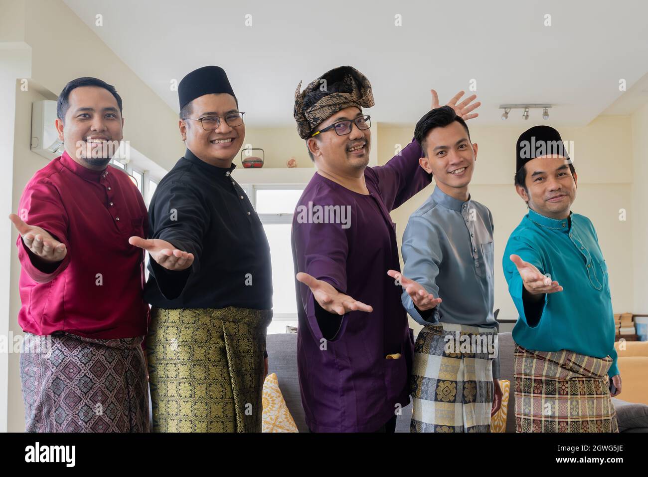 Malaysian men praying hi-res stock photography and images - Alamy