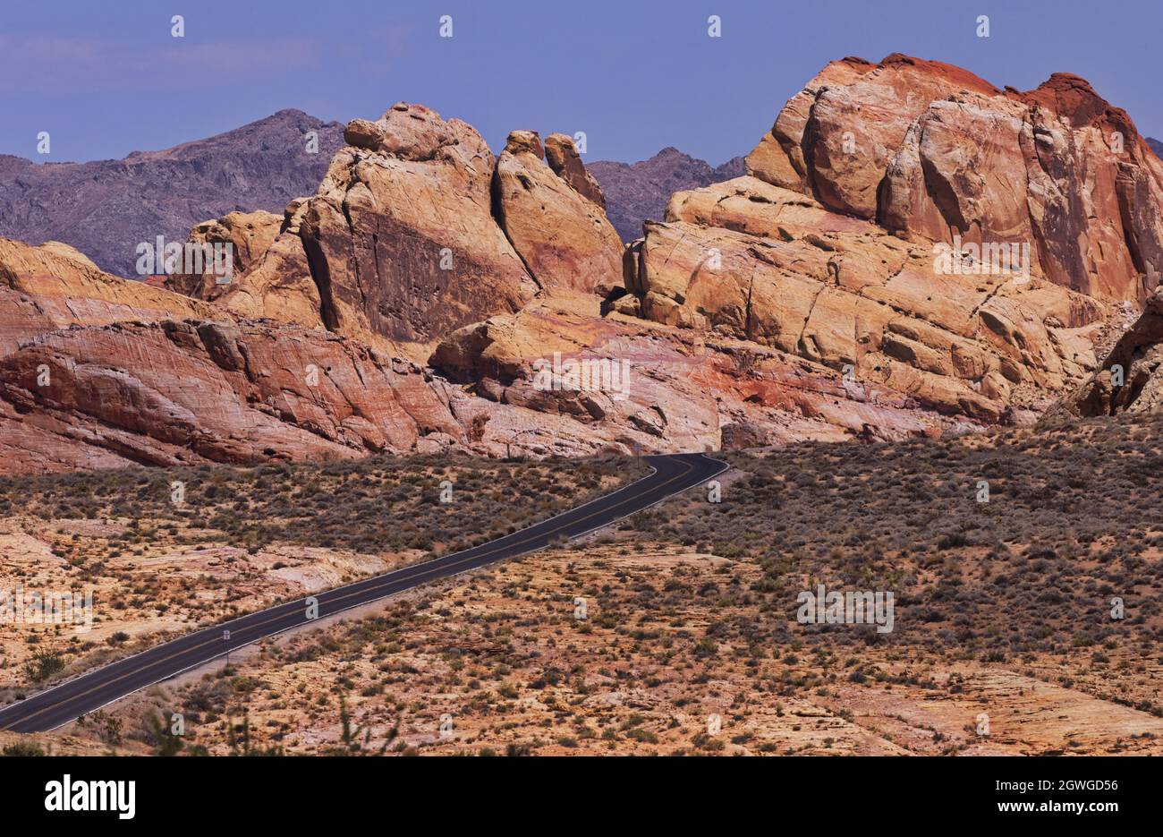 beautiful, winding Valley of Fire Scenic Drive goes through Aztec ...