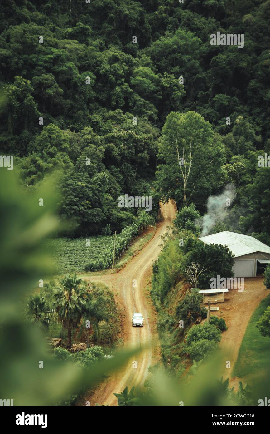 Aerial rainforest brazil settlement hi-res stock photography and images ...