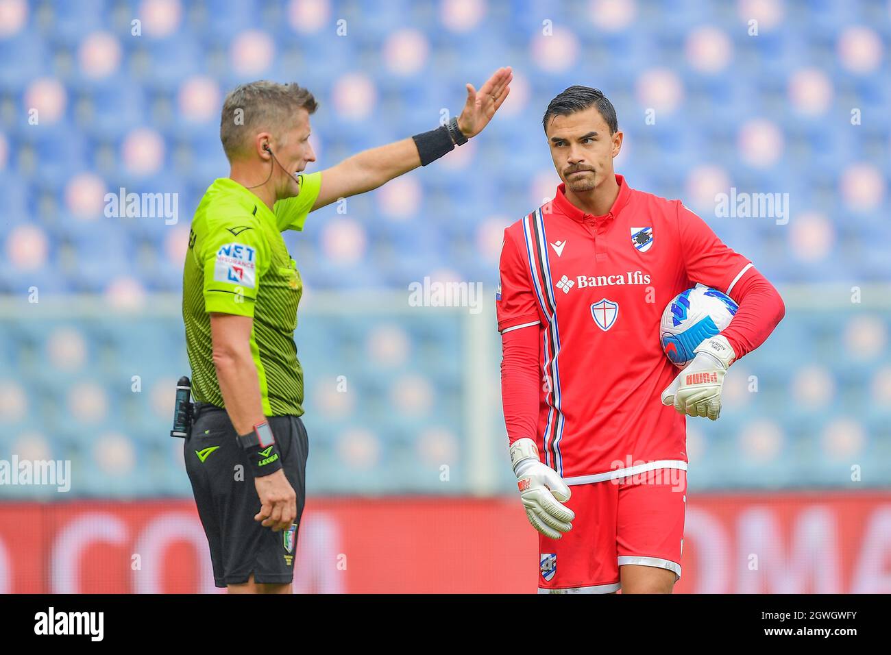 Genova e sampdoria hi-res stock photography and images - Alamy