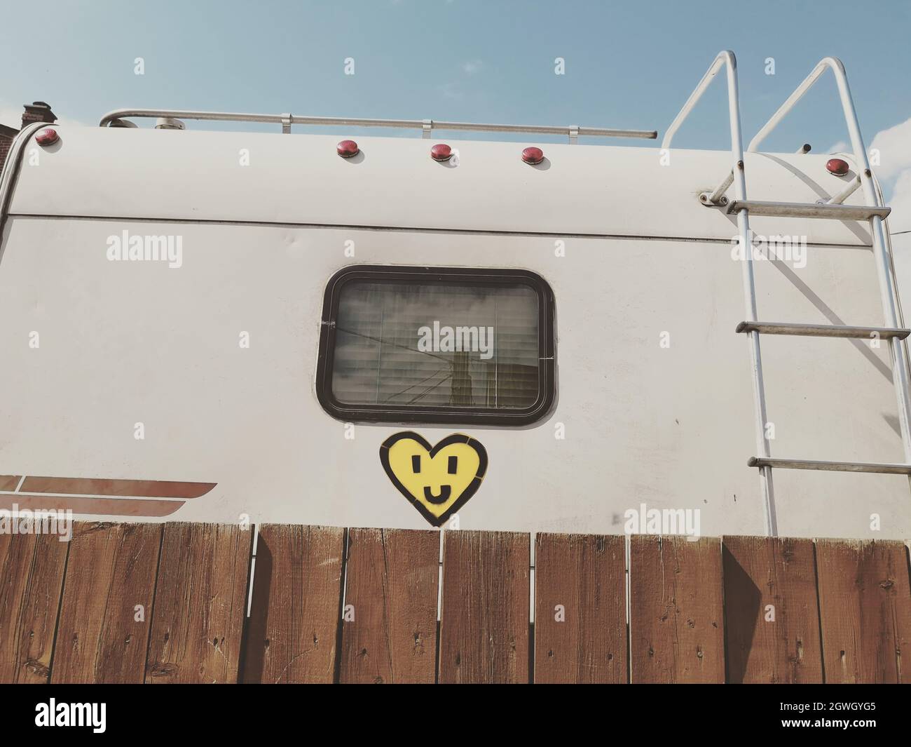 Smiley camper hi-res stock photography and images - Alamy