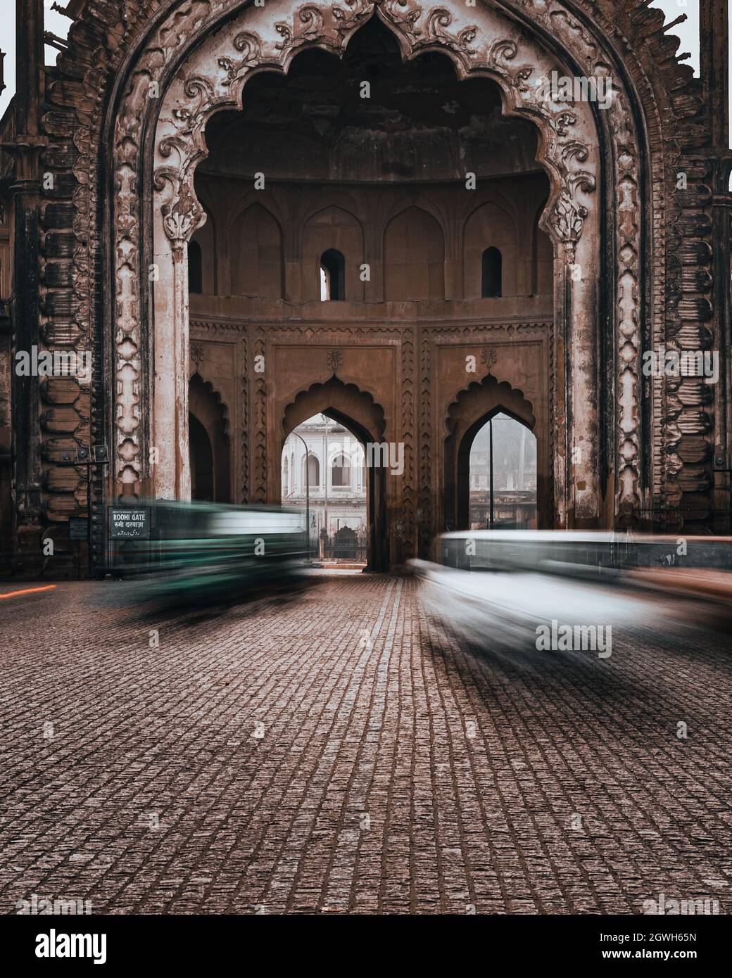 India gate long exposure hi-res stock photography and images - Alamy