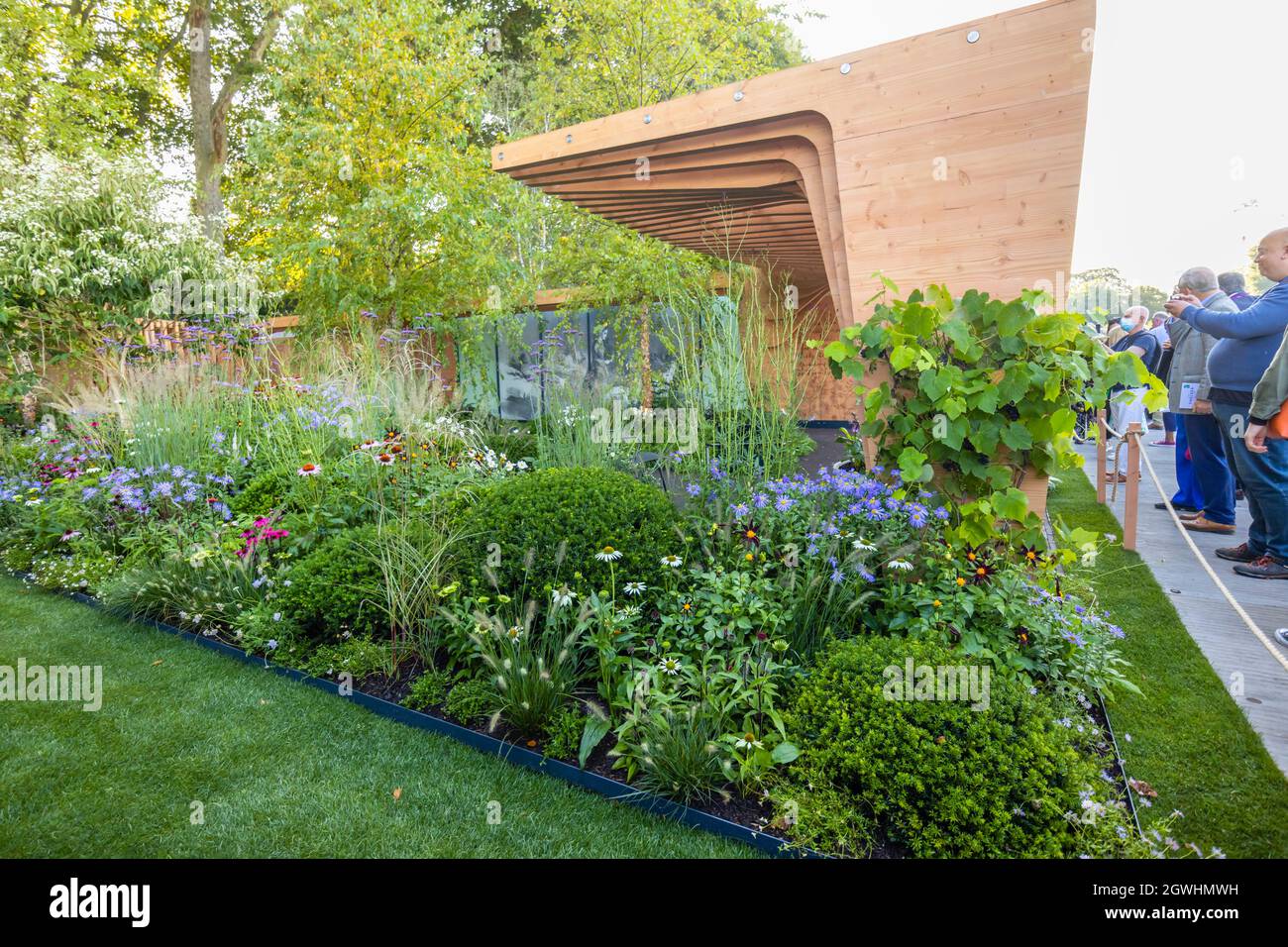 The silver medal winning Florence Nightingale Show Garden at RHS ...